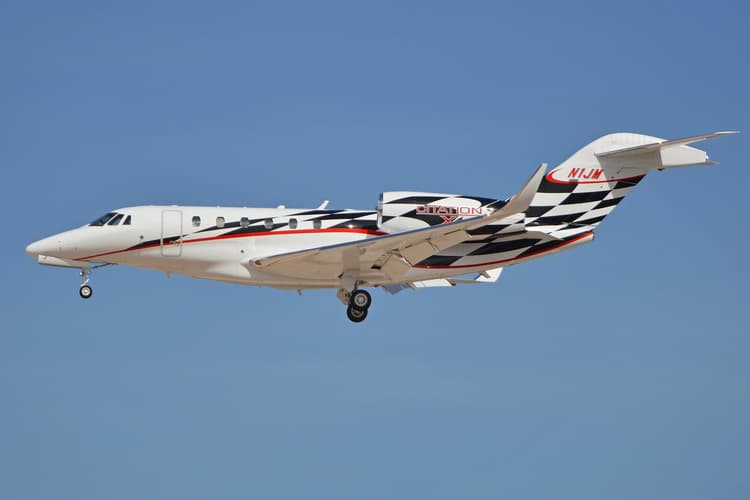 How Fast Do Private Jets Fly? The Top 5 Fastest Private Jets