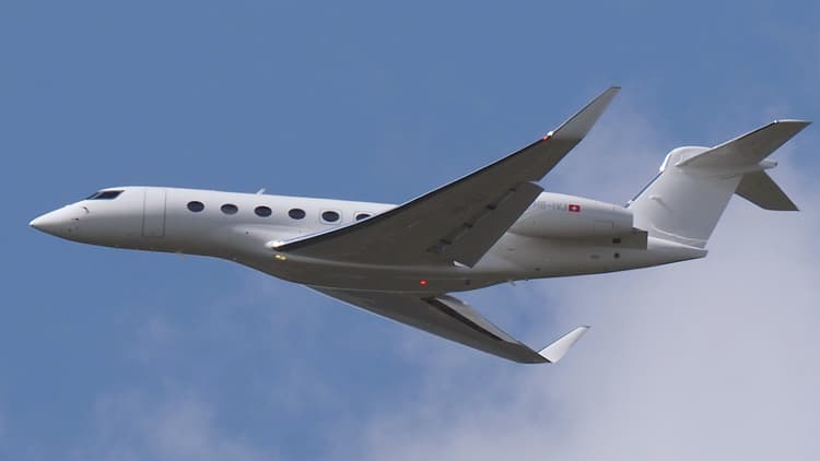 11 Heavy Jets with Large Cabins and Ultra Long Range