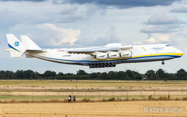 Boeing 747-8F vs Antonov AN-225 Comparison | WebFlite