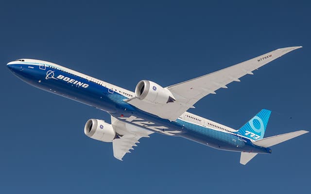 Boeing 777-9 vs Airbus A350-1000 Comparison | WebFlite